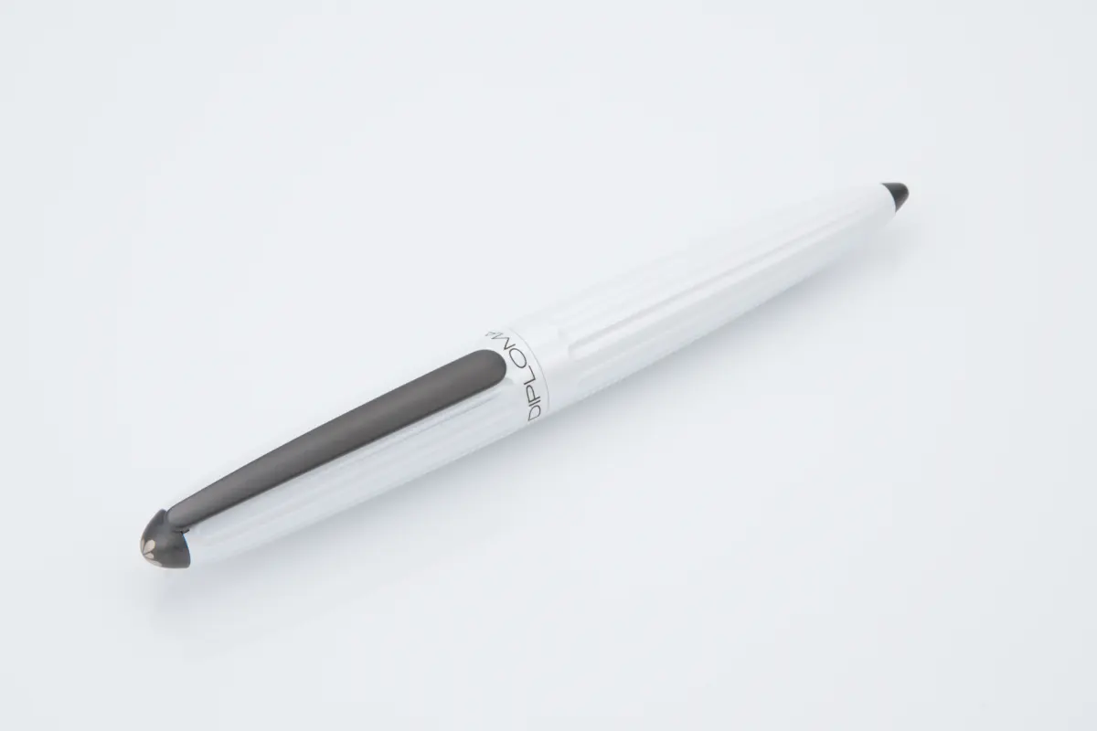 Fountain pen Aero Lacquered - Diplomat Pen